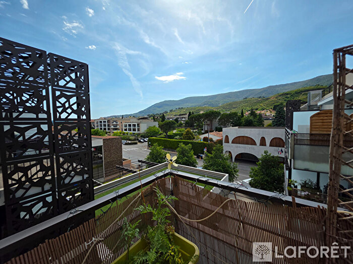 Carros : Appartement 1 pièce à vendre