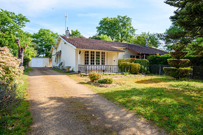 Roquefort : Maison 4 pièces à vendre