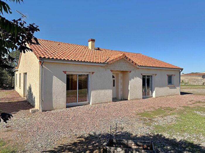 Mauzé-Thouarsais - Maison 4 pièces à vendre