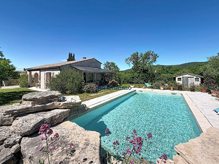 Maison 7 pièces à vendre à Crestet