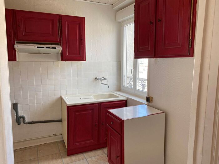 Appartement à louer - Cernay Jamin-Jean Jaurès-Epinettes, Reims - 2 pièces - 1 chambre