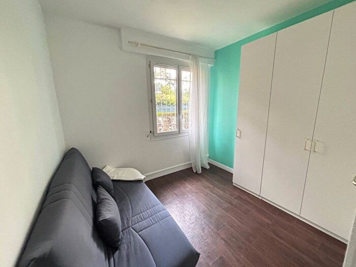 Appartement 1 pièce à Saint James-Général Koenig, Neuilly-sur-Seine, à louer