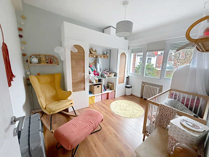 Appartement 4 pièces à Tourcoing, Centre-ville, à vendre