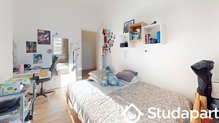 Appartement à louer - Belsunce, Marseille er - 1 pièce - 1 chambre