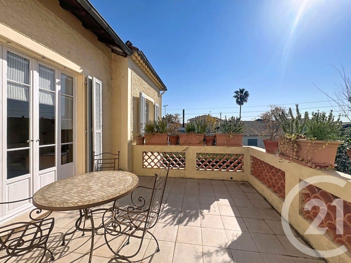 Maison 7 pièces à vendre à Cagnes-sur-Mer, Les Bréguières