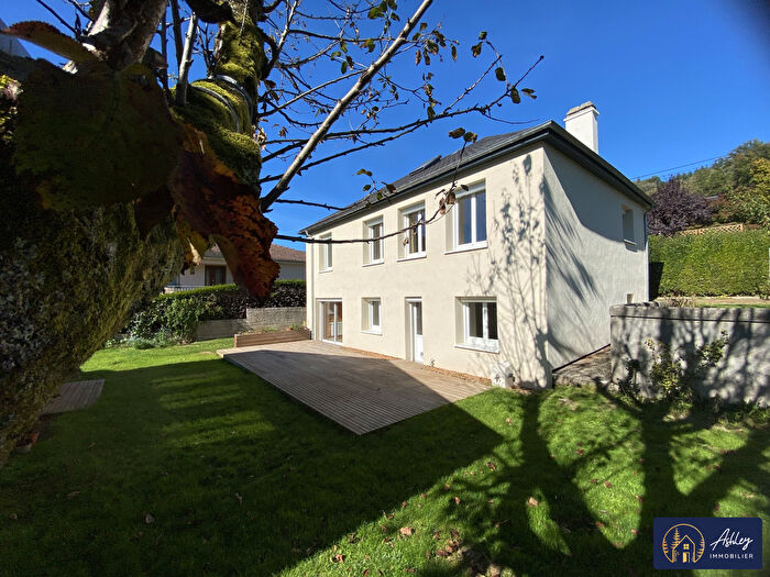 Maison à vendre - Bort-les-Orgues - 5 pièces - 3 chambres