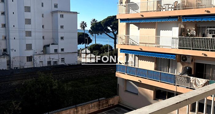 Appartement à vendre - Antibes, Juan-les-Pins, Le Cap - 3 pièces - 1 chambre