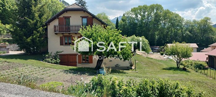 Seyne : Maison 7 pièces à vendre
