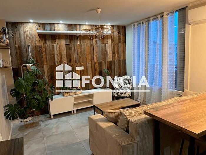 Appartement à louer - Les-Iles Sud, Seyssinet-Pariset - 2 pièces - 1 chambre