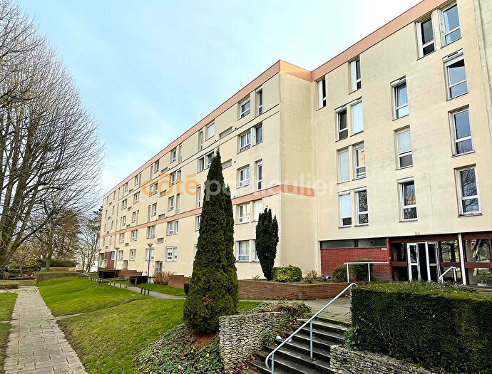 Appartement à vendre - Hérouville-Saint-Clair, Centre-ville, Haute Folie, Grande Delle, Prestavoine - 5 pièces - 3 chambres