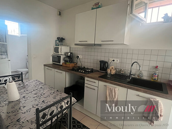 Cahors, Centre-ville : Appartement 2 pièces à louer