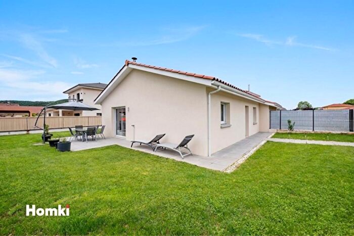 Saint-Martin-du-Frêne : Maison 4 pièces à vendre
