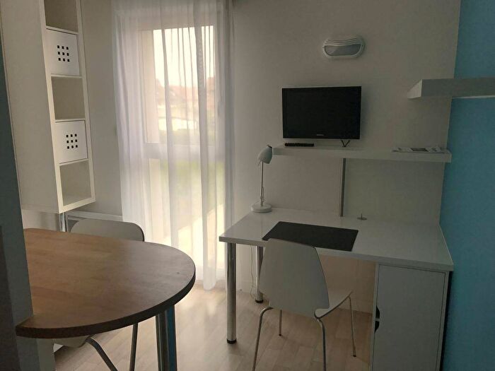 Appartement 1 pièce à louer à Capucins, Compiègne