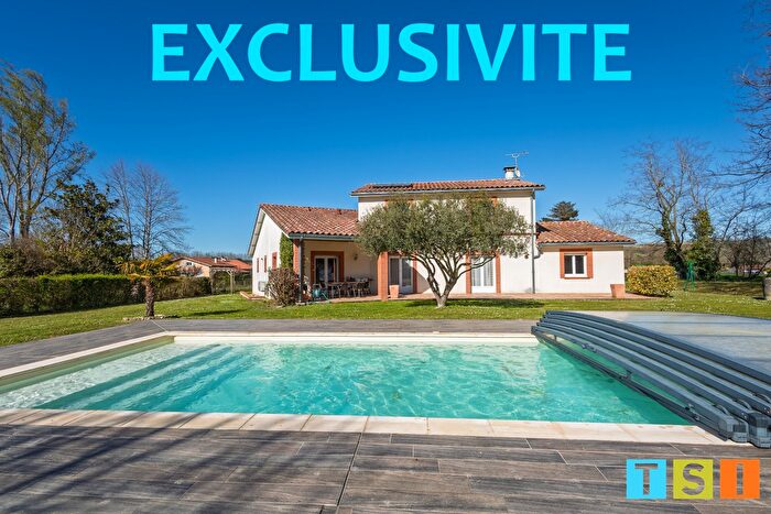 Maison à vendre - Montesquieu-Volvestre - 7 pièces - 5 chambres