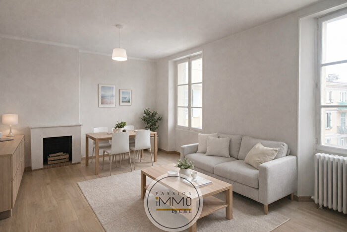 Appartement à vendre - Sisteron - 3 pièces - 2 chambres