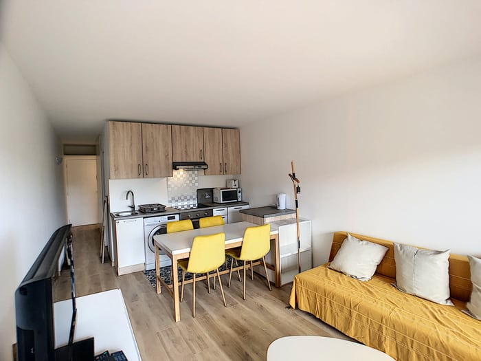 Appartement 2 pièces à vendre - Antibes, Rastines, Super Antibes, Laval, La Fontonne