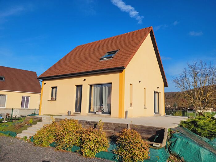 Maison à vendre - Acquigny - 4 pièces - 3 chambres