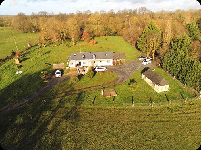 Maison à vendre - La Roque-Baignard - 5 pièces - 3 chambres