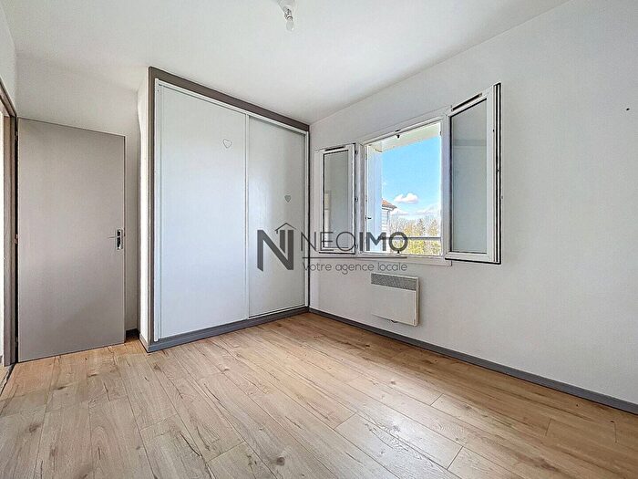 Appartement à louer - Clefmont - 5 pièces - 4 chambres