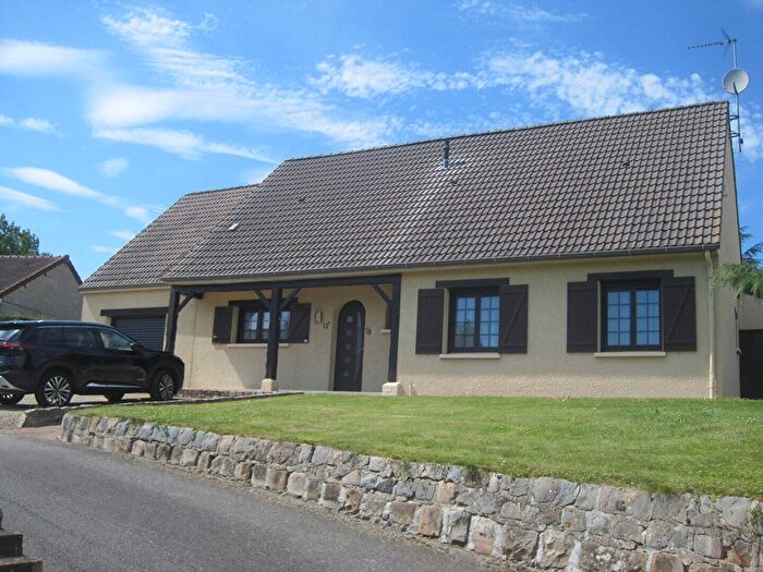Maison 5 pièces à Fayet, à louer