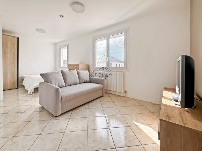 Appartement à louer - Marolles-en-Hurepoix - 1 pièce