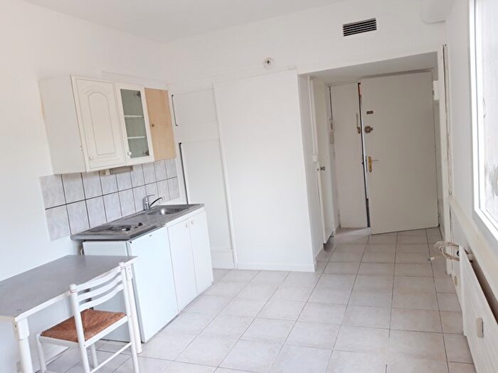 Nancy, Saint-Pierre René II, Marcel Brot : Appartement 1 pièce à louer
