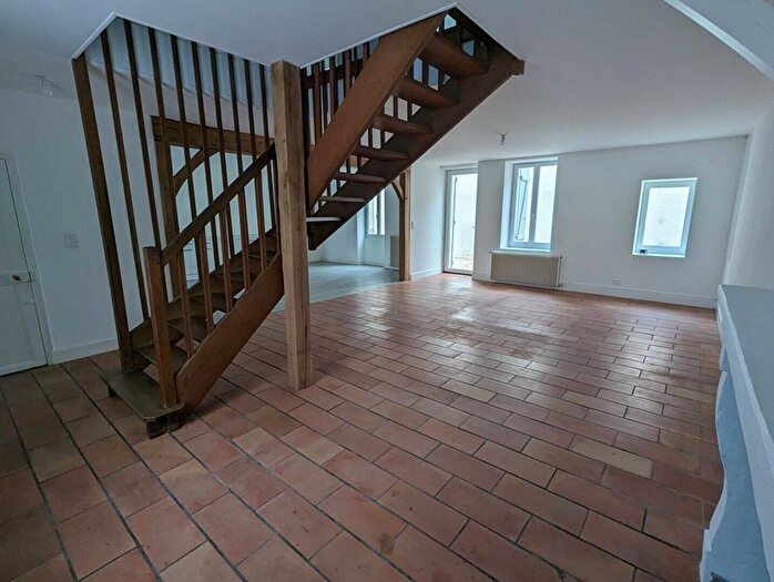 Maison à louer - Gionne, Bourges - 5 pièces - 3 chambres