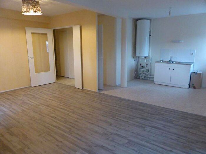 Cathédrale, Tours : Appartement 3 pièces à louer