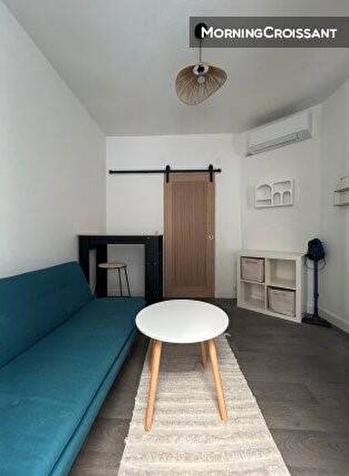 Appartement à louer - Charles de Gaulle, Cahors - 1 pièce