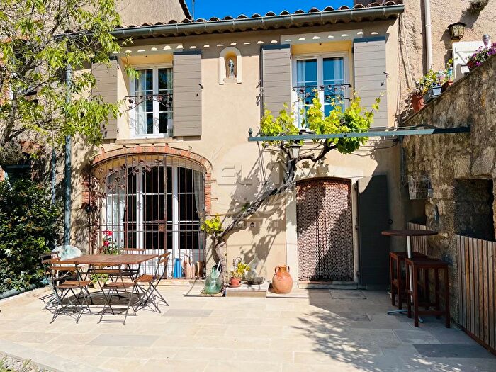 Maison à vendre - Le Plan-de-la-Tour - 4 pièces - 2 chambres