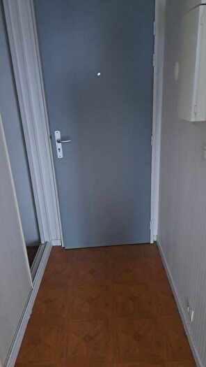 Appartement à louer - Centre Ville-Gambetta, Clichy - 4 pièces - 3 chambres