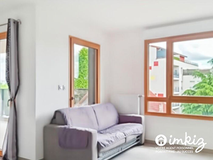Vénissieux, Centre-ville : Appartement 3 pièces à vendre