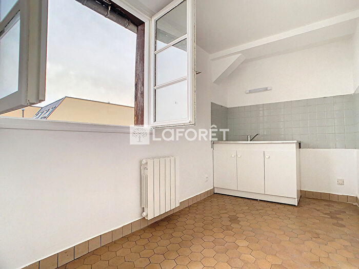Appartement à louer - Caudebec-lès-Elbeuf - 3 pièces - 2 chambres