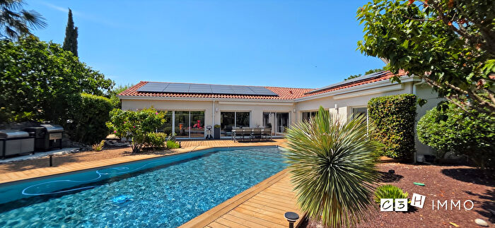 Maison 6 pièces à Bérat, à vendre