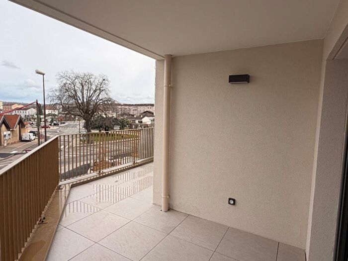 Appartement 3 pièces à Le Centre-Centre Ville, Roanne, à louer