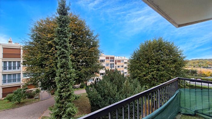 Appartement à vendre - Chambourcy - 5 pièces - 3 chambres