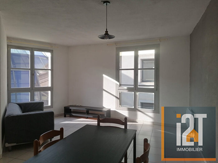 Nîmes, Ecusson, Arènes : Appartement 2 pièces à louer
