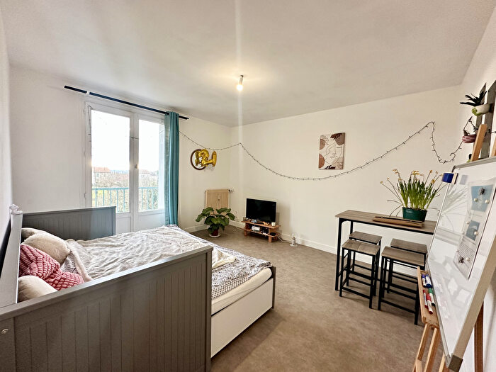 Appartement à vendre - Limoges, Aurence, Corgnac, Cité universitaire, Beaublanc - 2 pièces - 1 chambre