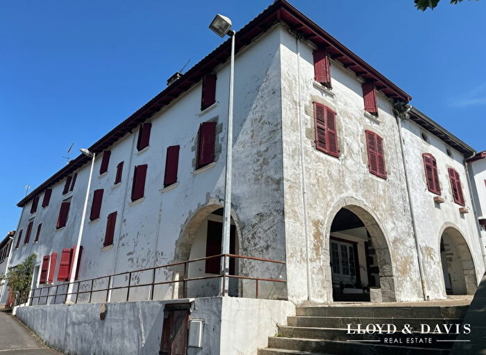 Maison 14 pièces à vendre - La Bastide-Clairence