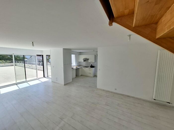 Appartement à louer - Quartiers Nord-Est, Maurepas - 6 pièces - 3 chambres