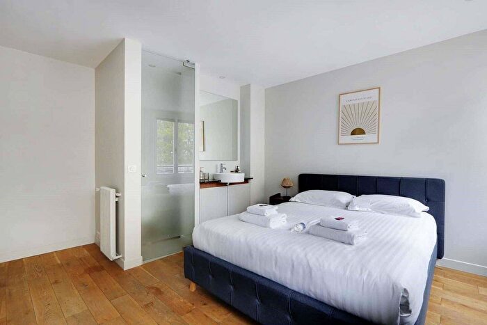 Appartement à louer - Parc dOrléans, Neuilly-sur-Seine - 1 pièce