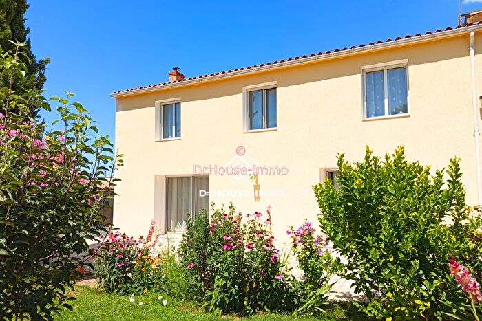 Maison 8 pièces à vendre - Nalliers