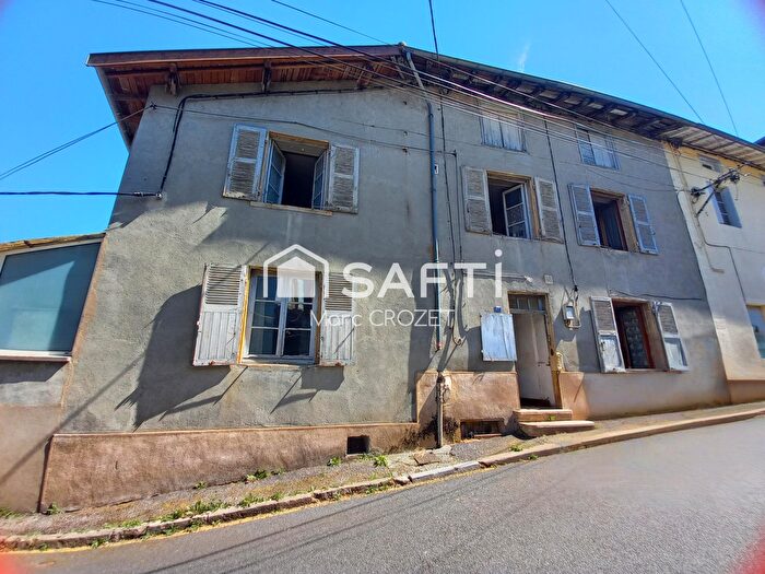 Grandris : Maison 9 pièces à vendre