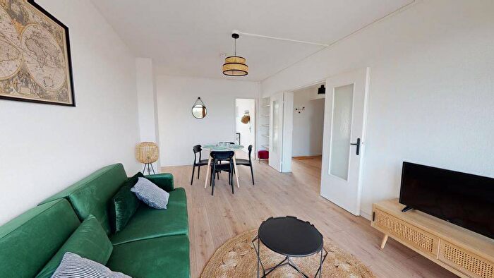 Le Cotillet, Mont-Saint-Aignan : Appartement 4 pièces à louer