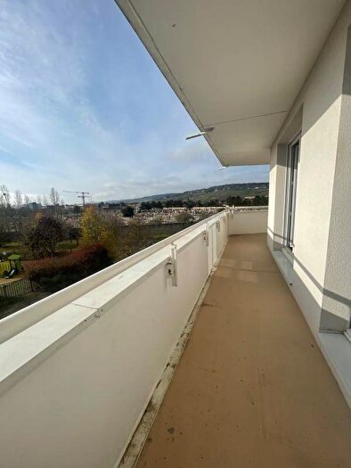 Appartement à louer - Les Roles-Saint Martin, Beaune - 4 pièces - 3 chambres