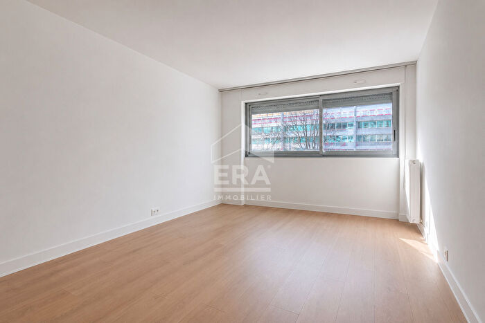 Appartement 3 pièces à vendre à Clichy, République, Victor Hugo