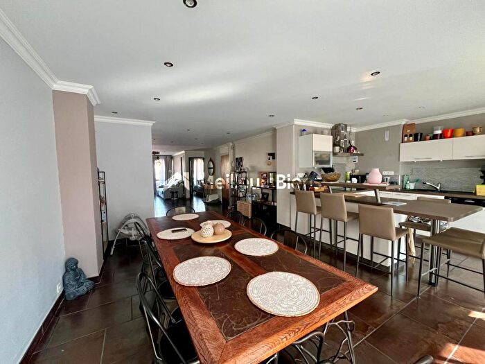 Appartement à vendre - Saint-Étienne, Jacquard, Préfecture - 5 pièces - 3 chambres