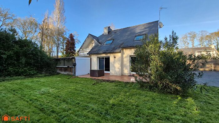 Maison à vendre - Landévant - 5 pièces - 4 chambres