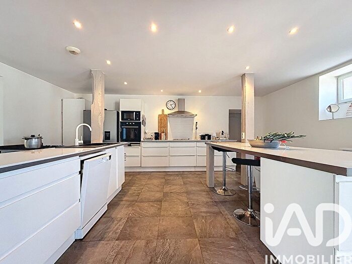 Maison à vendre - Dol-de-Bretagne - 7 pièces - 6 chambres