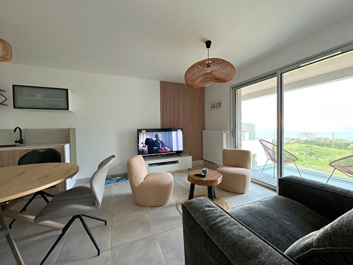 Appartement à vendre - Granville, Centre-ville - 2 pièces - 1 chambre